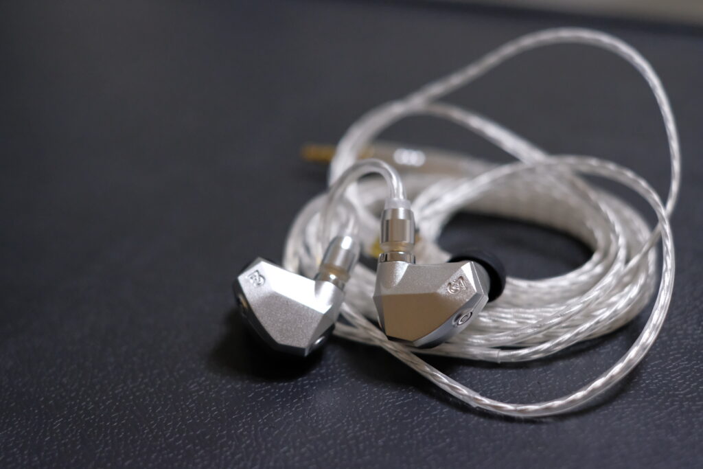 [レビュー] Campfire Audio Taurus - ポタバール